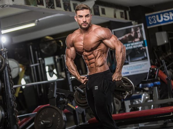 Ryan Terry là ai? Lịch tập Gym & dinh dưỡng của Ryan Terry?