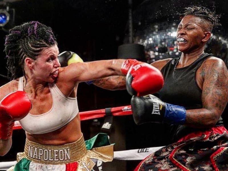 Hướng dẫn thực hiện cú móc trái trong boxing từ A-Z